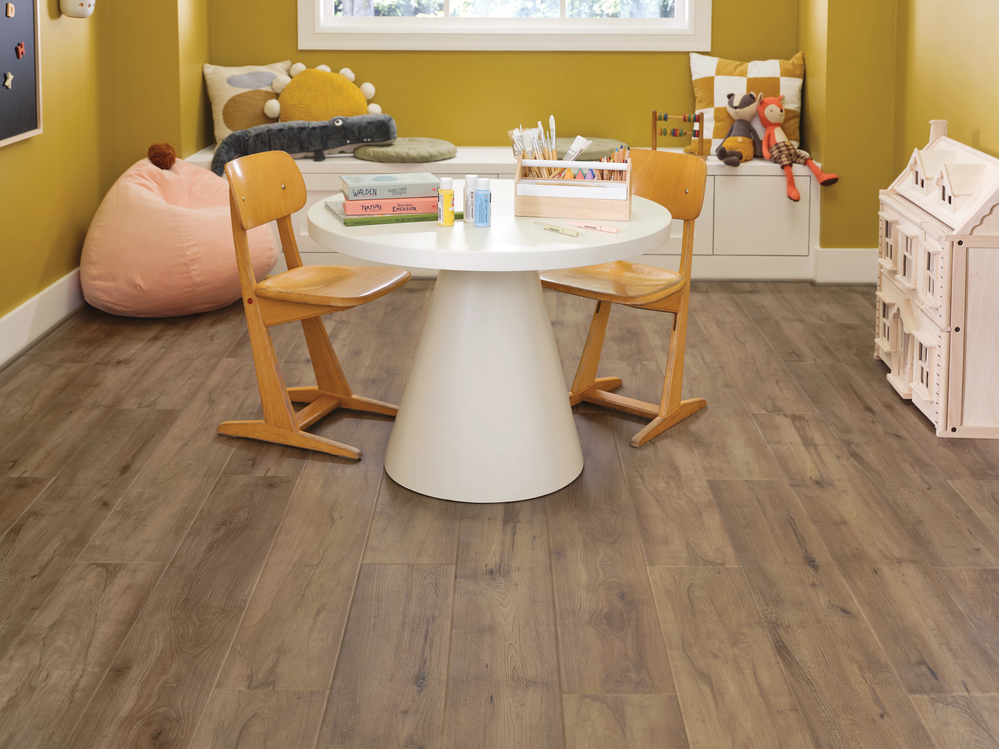Innovations - Luxury Vinyl - COREtec Pro Series | Shaw Builder Flooring