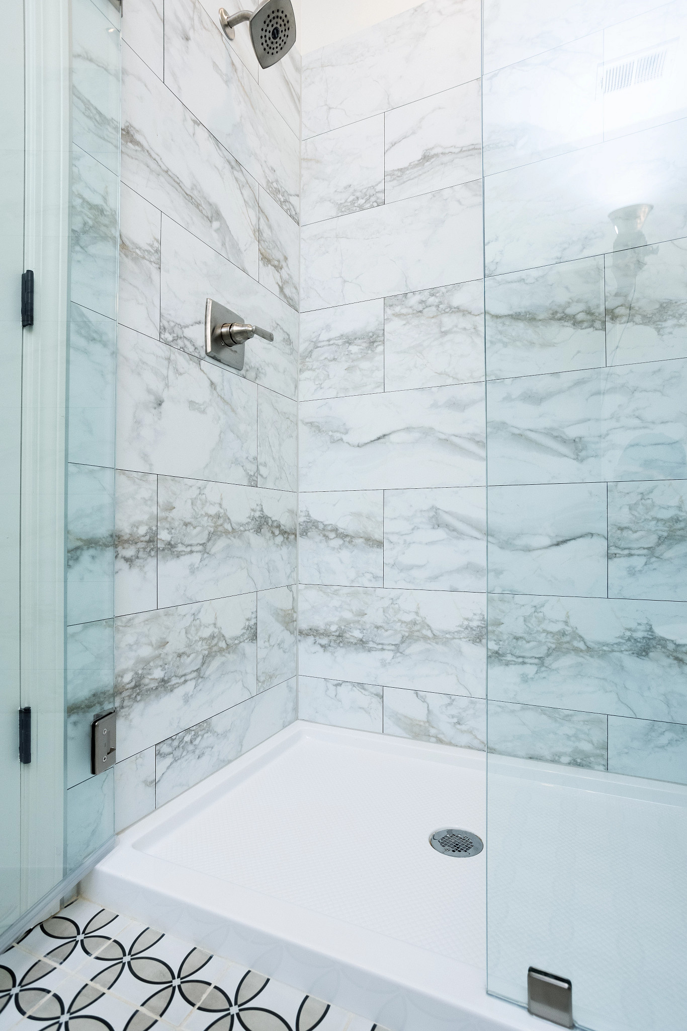 Floorté Wall System | Shaw Builder Flooring