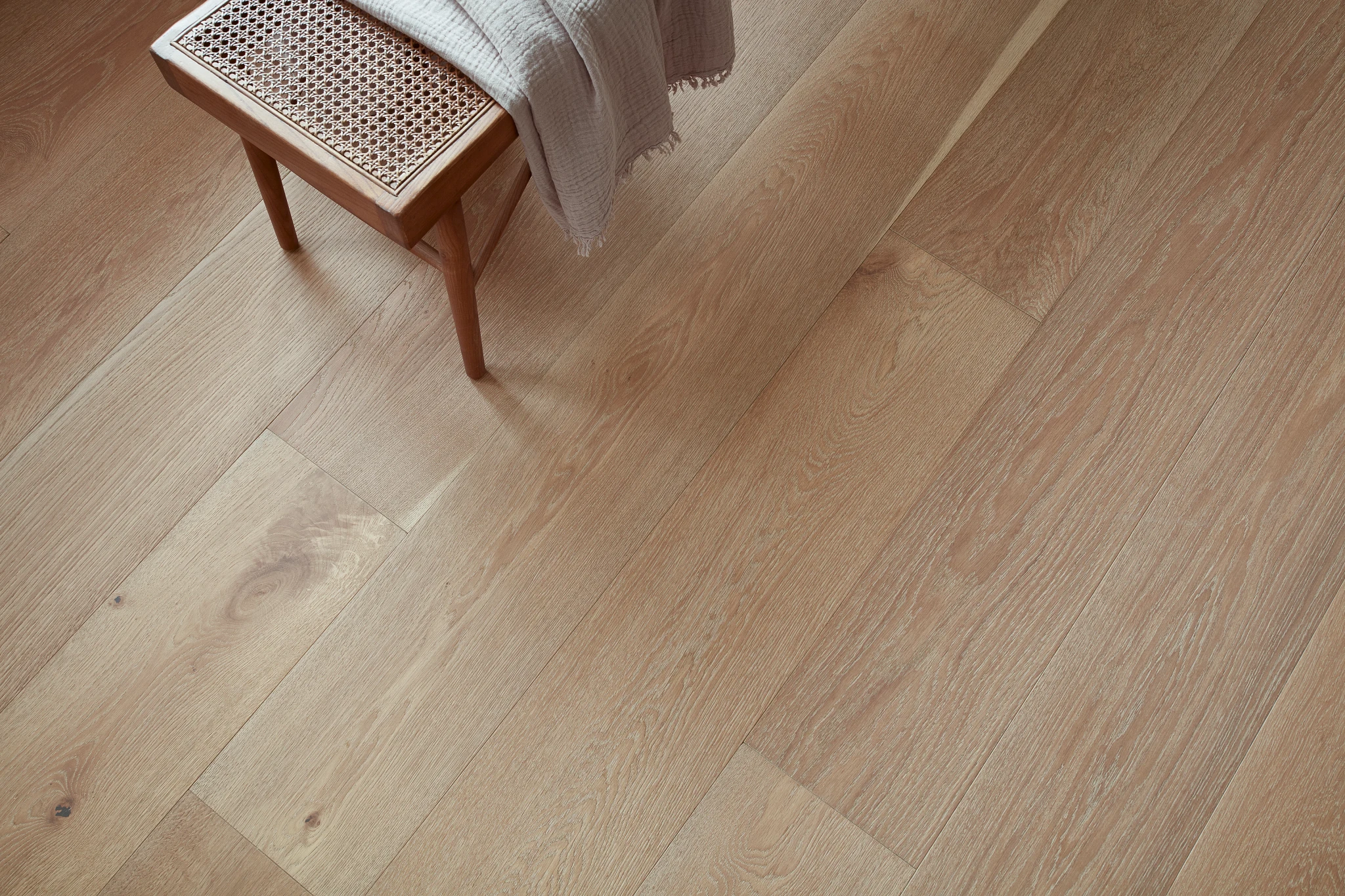 Grand Estate - Wire Brushed Hardwoods Flooring in Somerton Castle ...