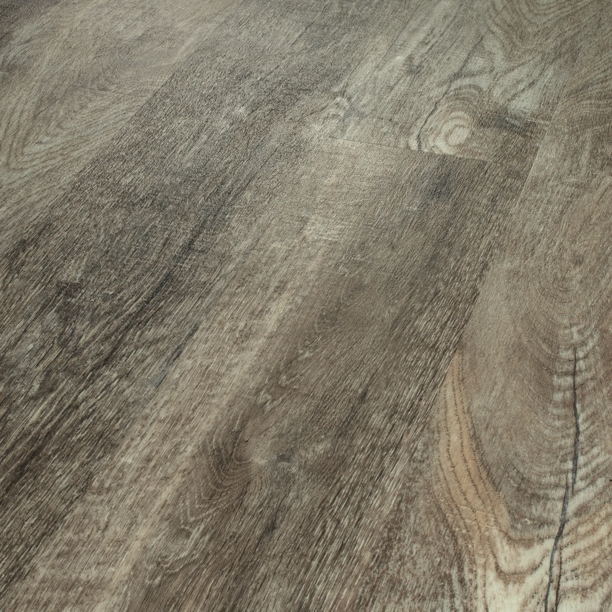 Endura Plus - in Smoky Oak | Shaw Floors