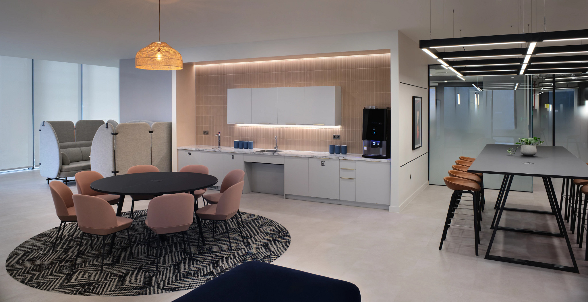 Three HQ - Reading UK | ShawContract