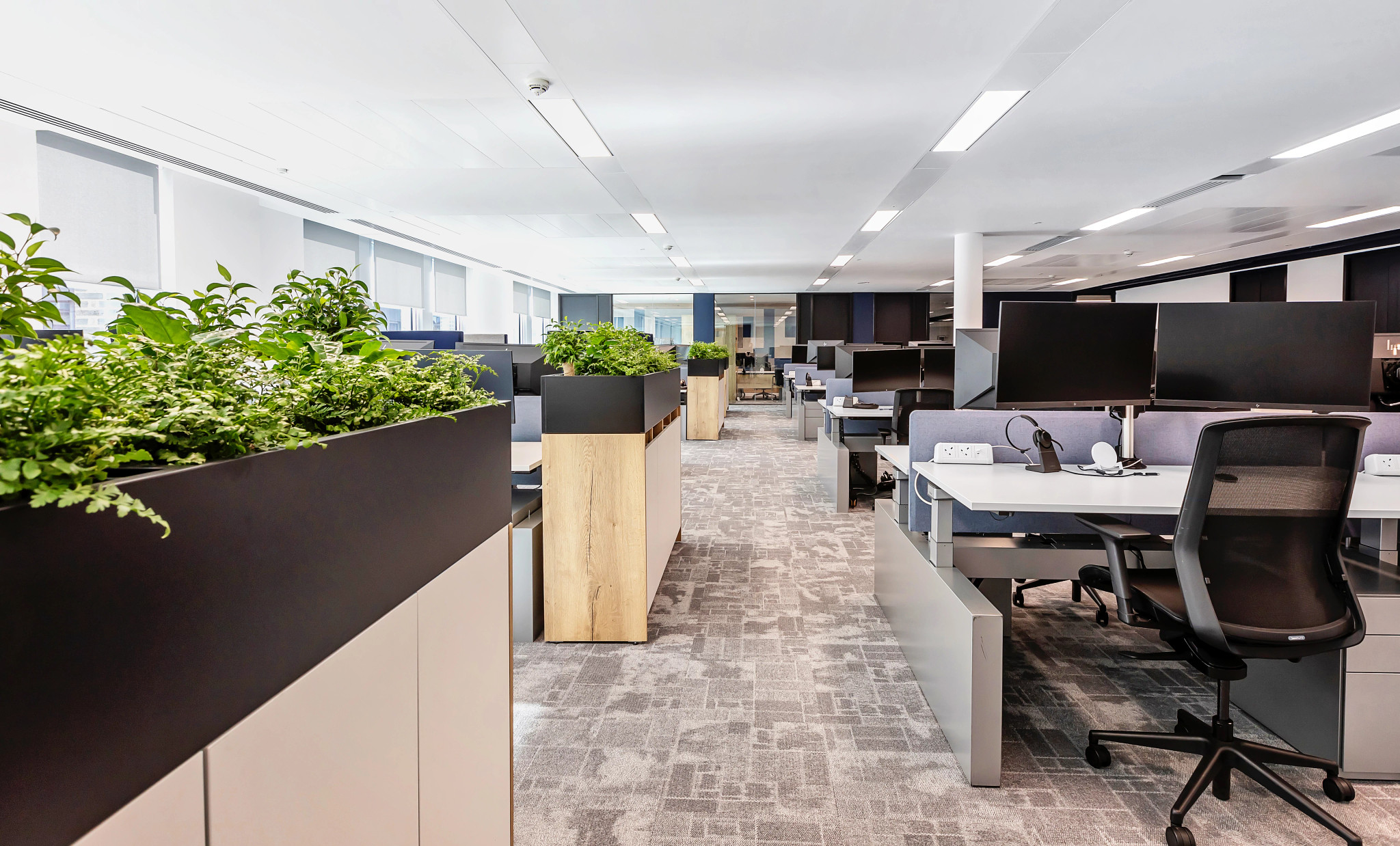 Logicor office - London UK | ShawContract