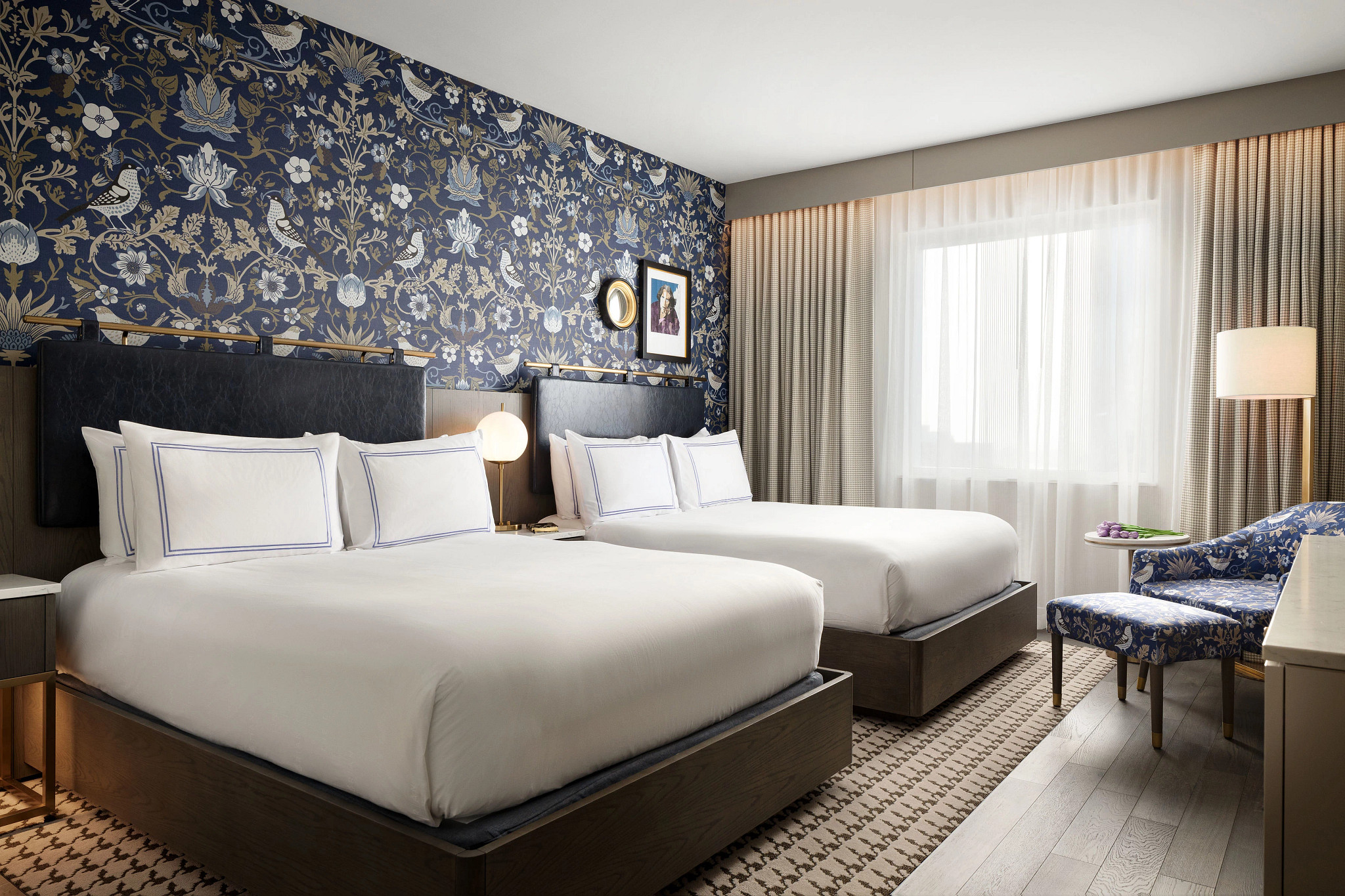 Dorian Hotel Calgary | ShawContract